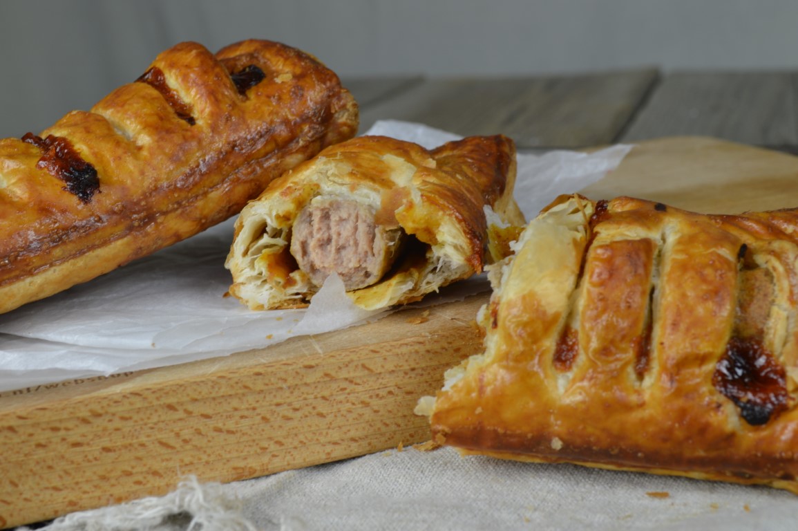 Frikandelbroodje bestellen | Bakkerij van der Grijn
